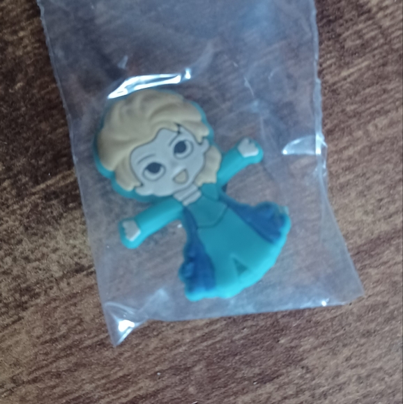 Accessories | Croc Disney Frozen Elsa Jibitz Shoe Charm | Poshmark